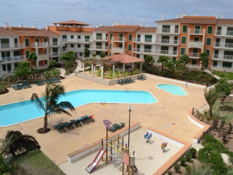 Novobanco vende resort de luxo em Cabo Verde que devia 90 milhões ao ...